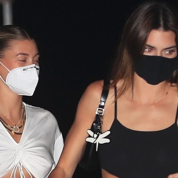 SKIMS | Accessories | Skims Seamless Face Mask In Onyx New | Poshmark